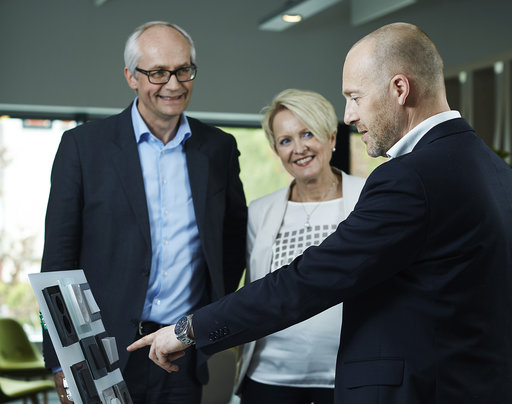 Schneider fikk dreisen på lønn